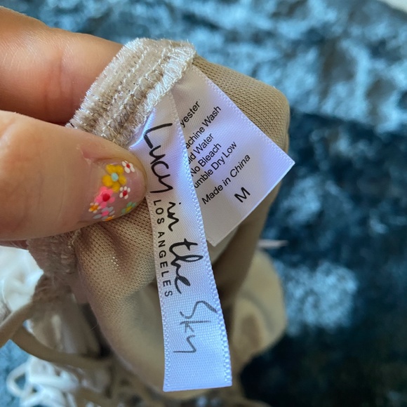 Lucy in the Sky | Dresses | Lucy In The Sky Velvet Dress | Poshmark